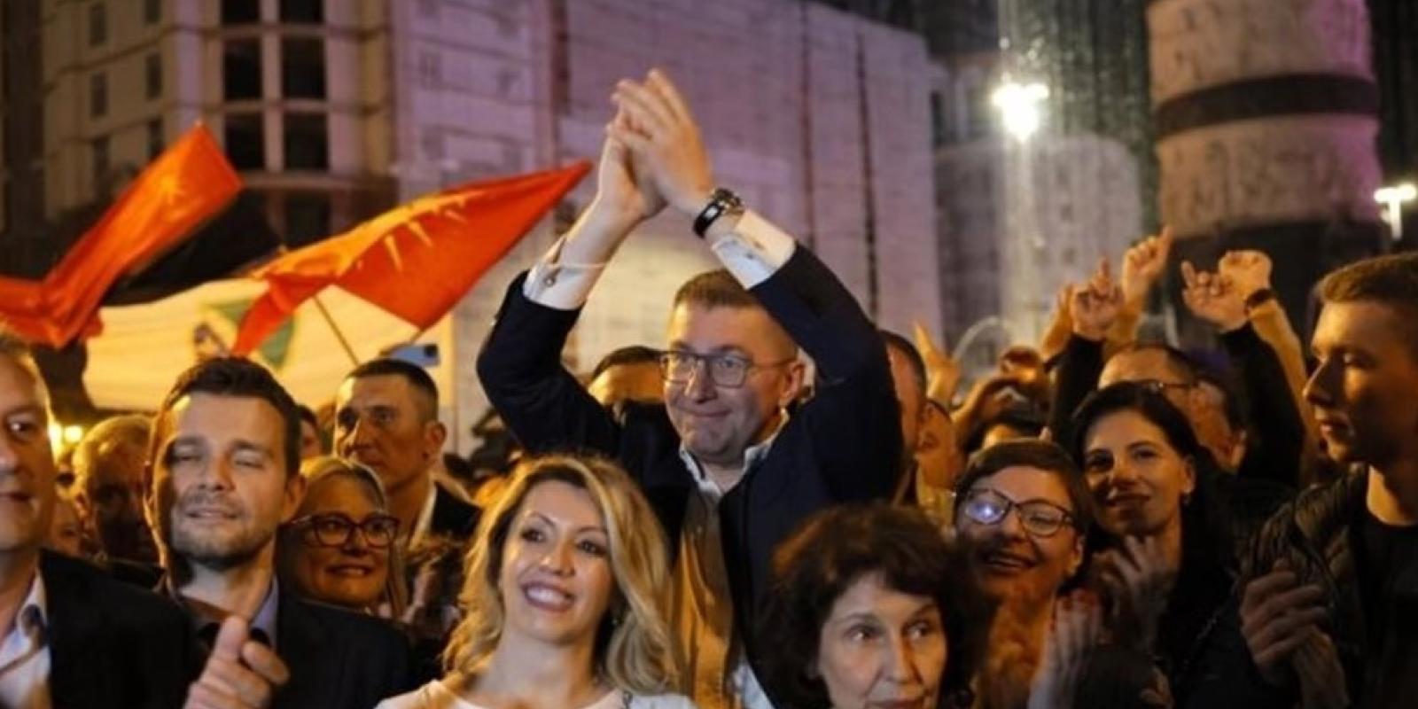 Δερβένι Κορινθίας: Κάθε σπίτι έχει τη δική του παραλία | korinthia24.gr